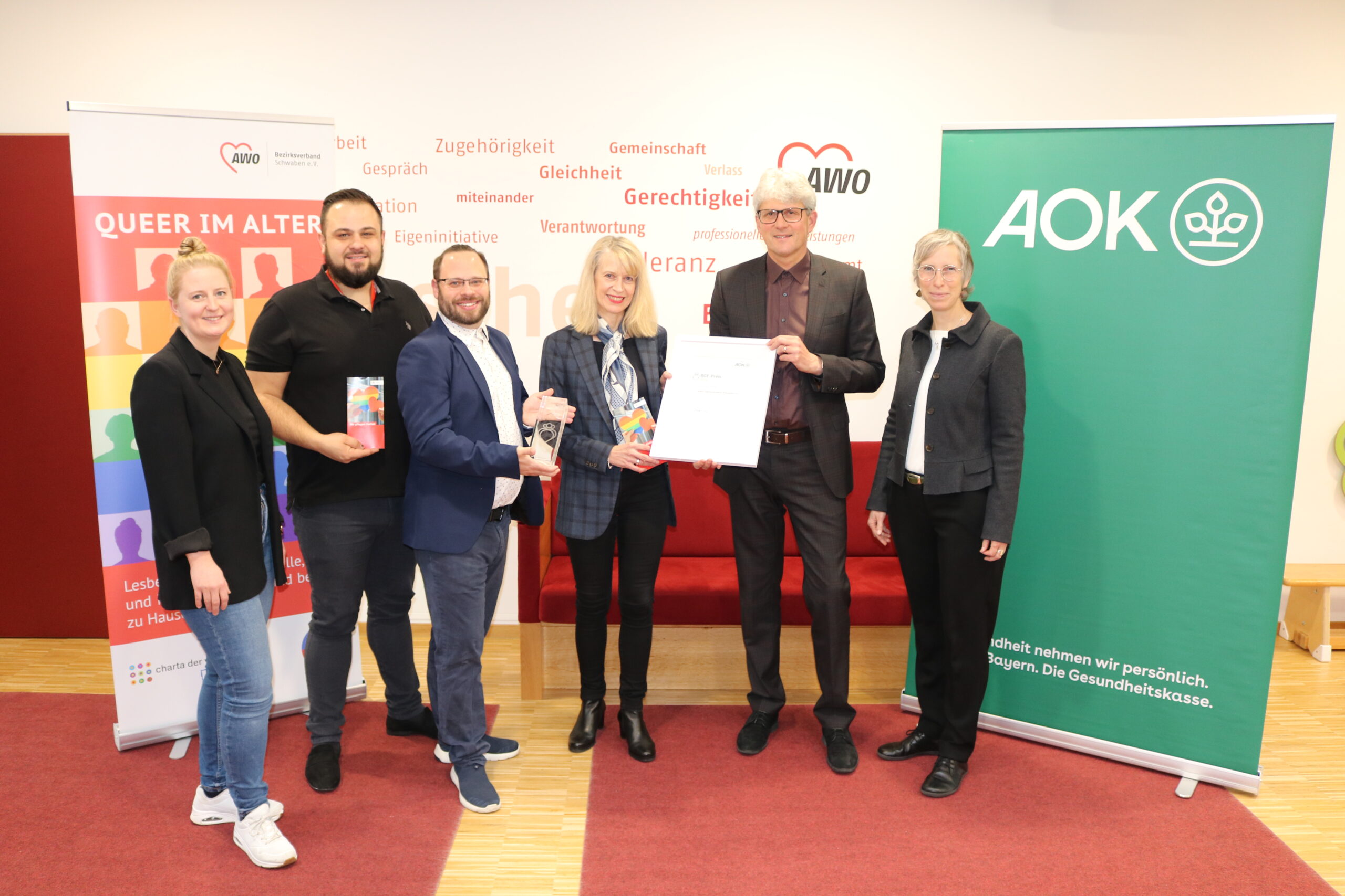 AOK Bayern prämiert innovative Konzepte in der Pflege - Altenheim