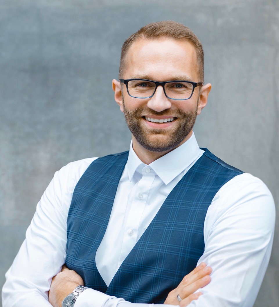 Ein Dach für Familienunternehmen: Ulrich Zerhusen gründet die „Neue ...